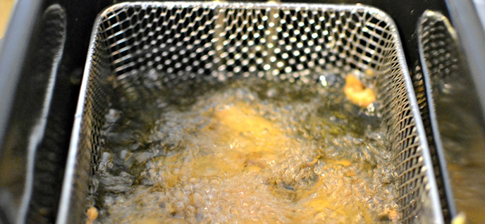 Make the Most of Your Deep Fryer Oil - Groomed Home